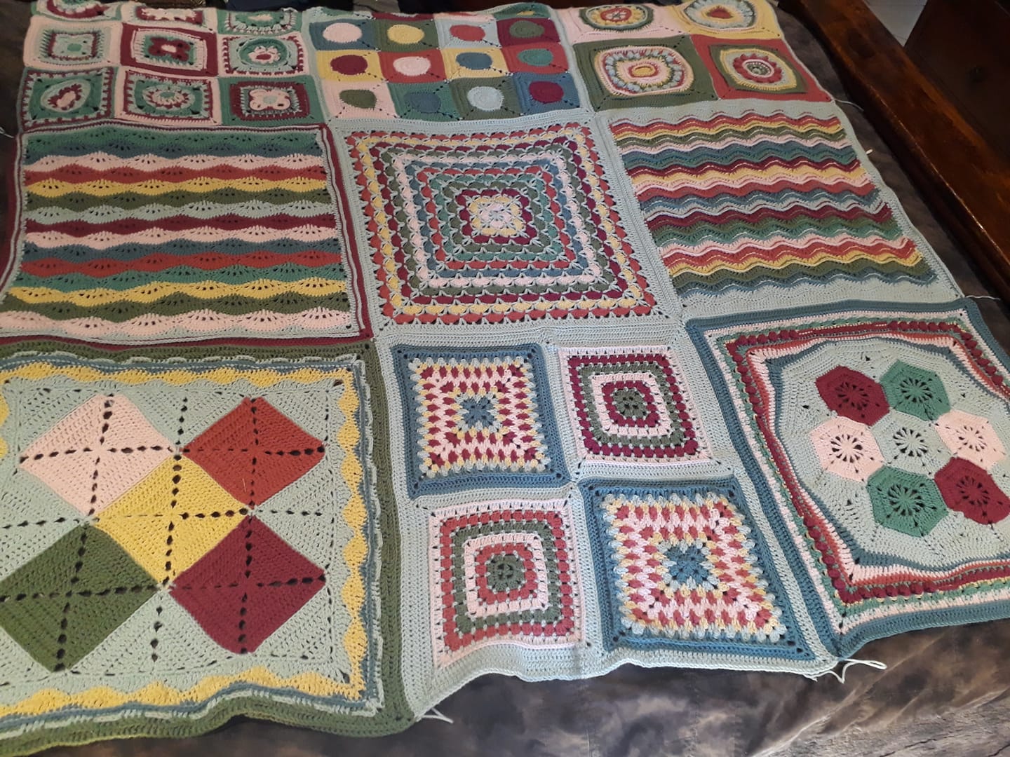 Daisy's Nine Square CAL - Crochet Easy Patterns