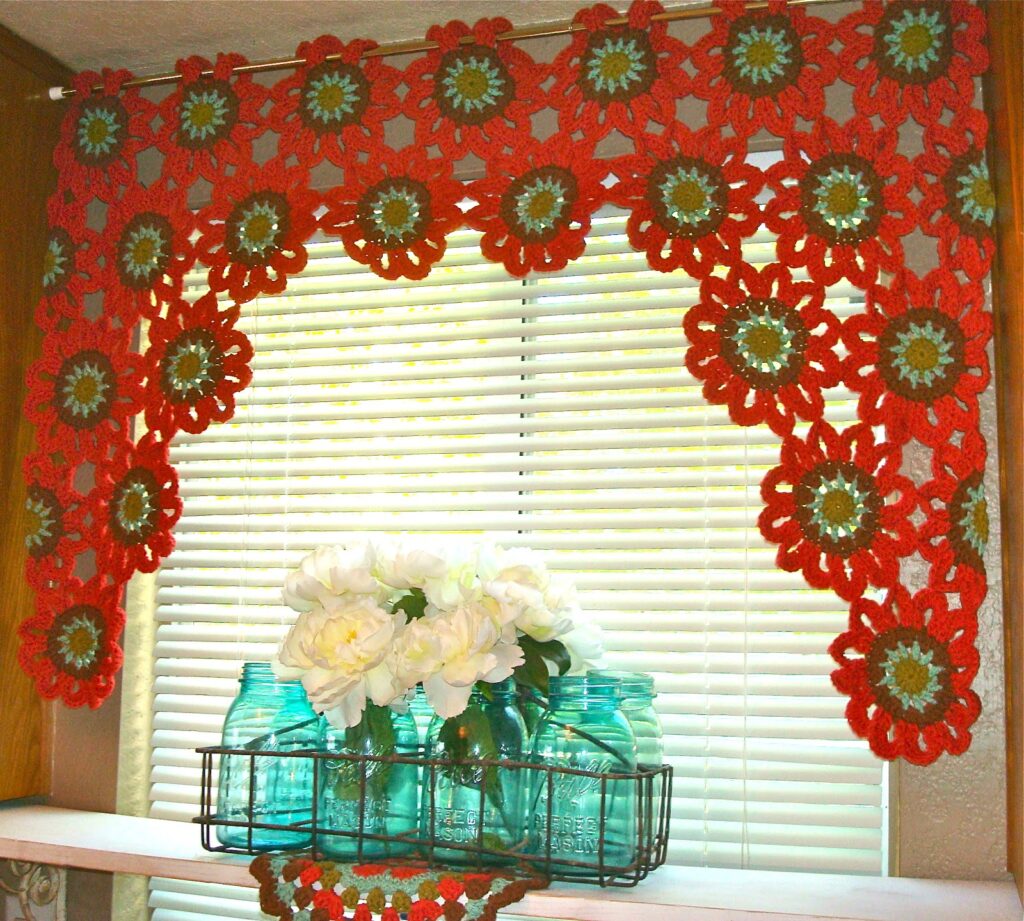Flower Power Valance Tutorial - Crochet Easy Patterns